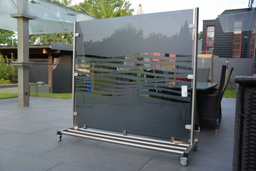 Mobiler Windschutz Terrasse: So wird's draußen windstill